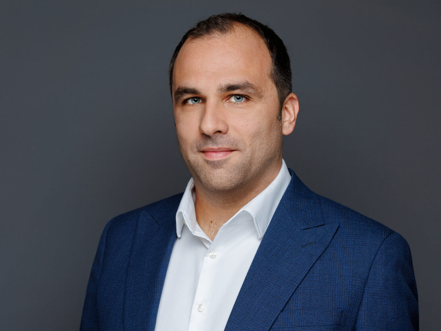 Our Team – Sphere Invest